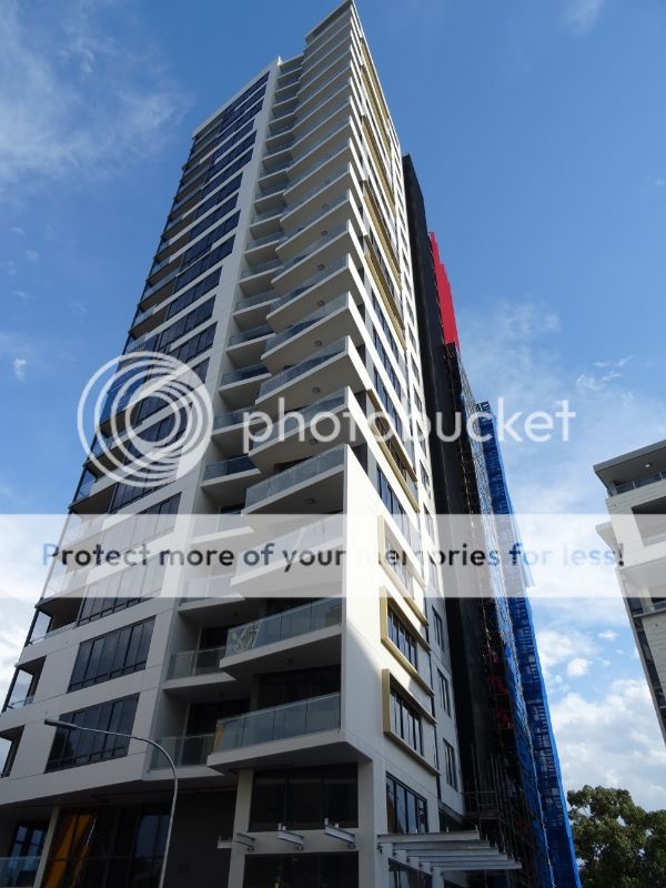 Projects & Discussion | GREEN SQUARE | Page 315 | SkyscraperCity Forum