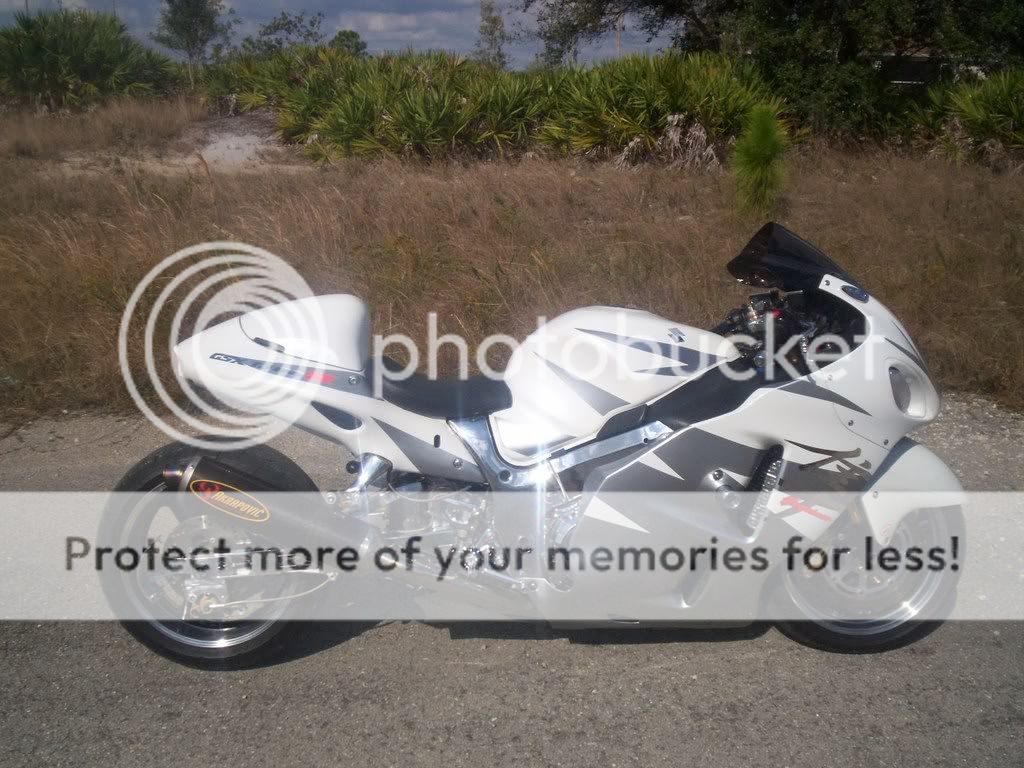 pics needed gen 1 busa please | Psychobike