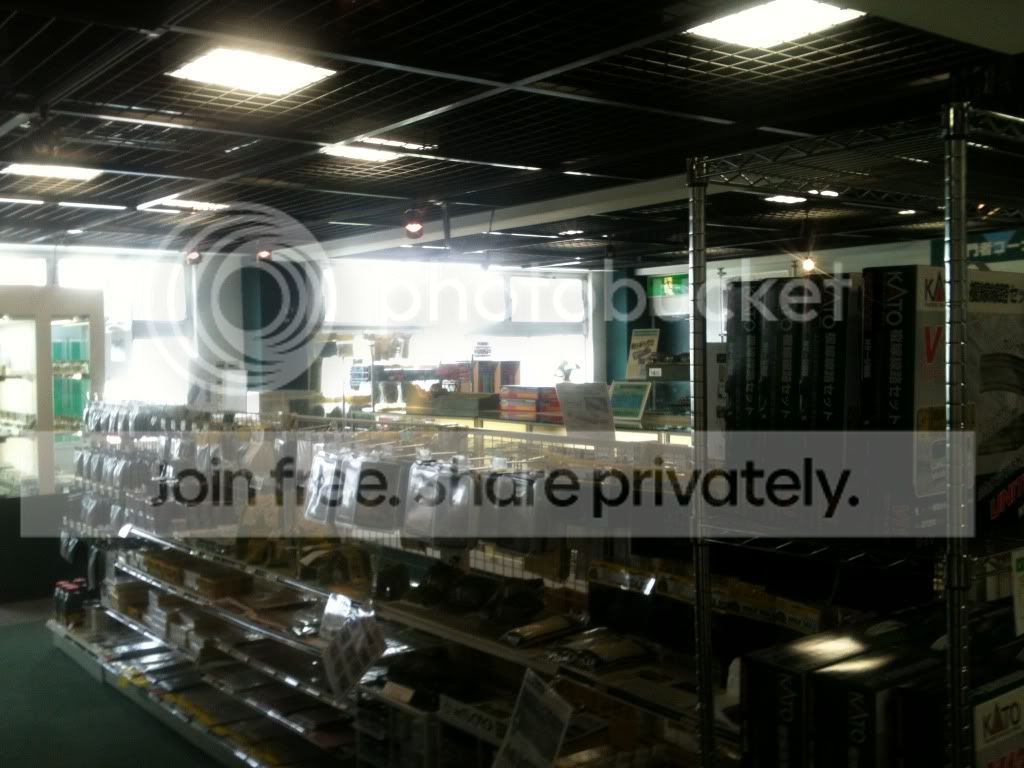 Kato Store in Tokyo | TrainBoard.com - The Internet's Original